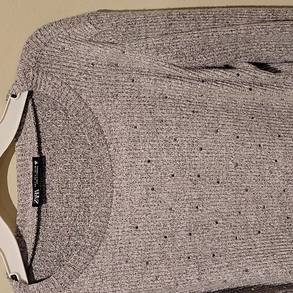 Zara | Tops | Zara Soft Ribbed Long Sleeve Crop Top With Rhinestones ...